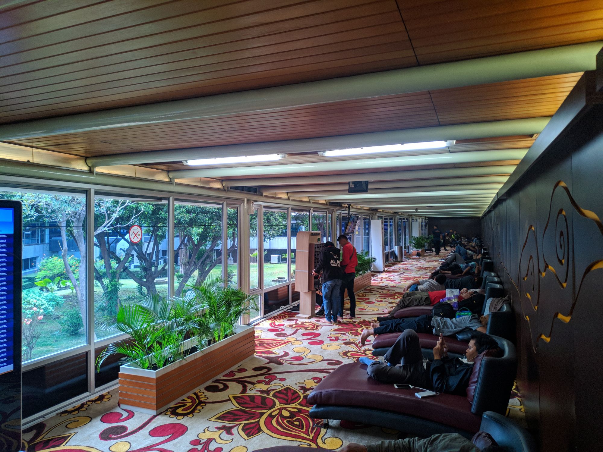 9 Hal yang Bisa Dilakukan Saat Boarding di Bandara Soekarno-Hatta