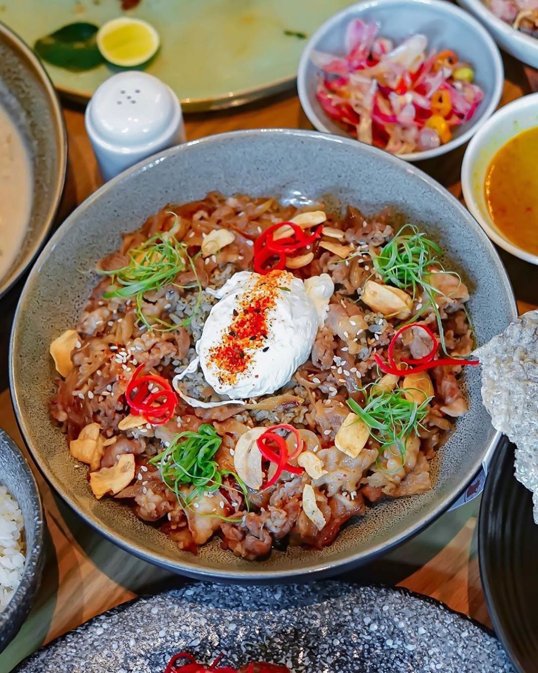 8 Rekomendasi Restoran di Gedung Perkantoran Jakarta