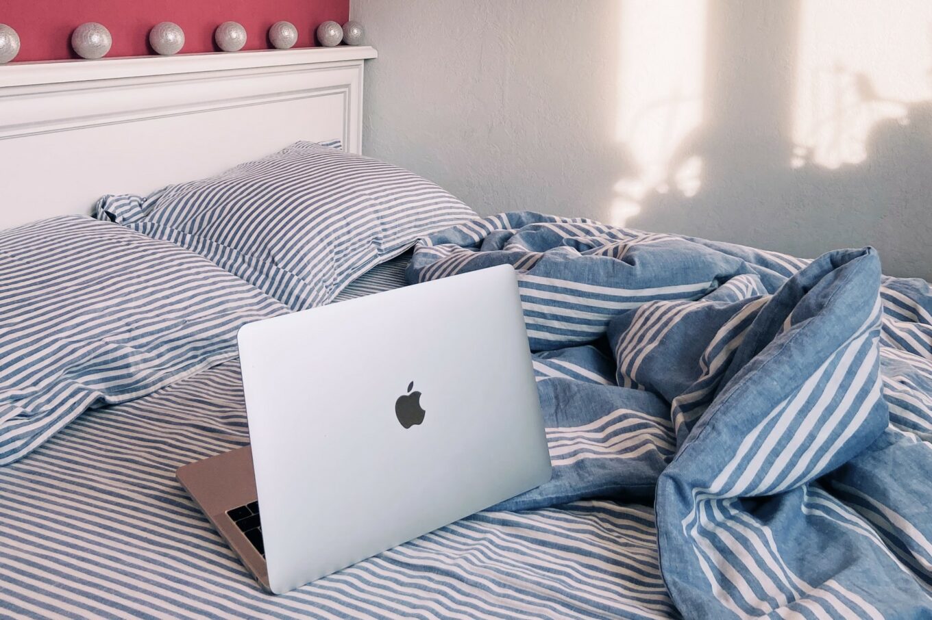 7 Inspirasi Kamar ala Pinterest yang Estetik dan Mudah Dicoba