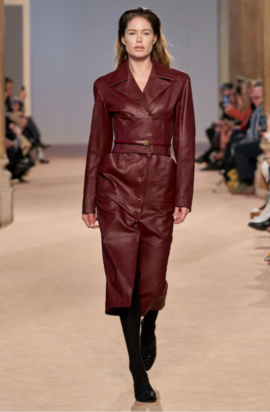 Cek 9 Tren Fashion Fall/Winter 2020 dengan 'Lampu Disko'!