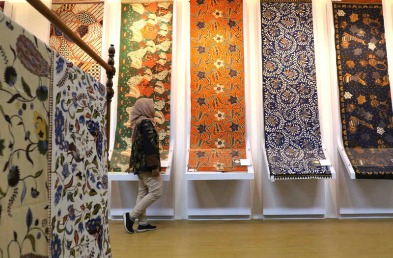 Hari Batik Nasional: 10 Fakta Unik Batik, Sudah Ada Sejak Abad ke-13!