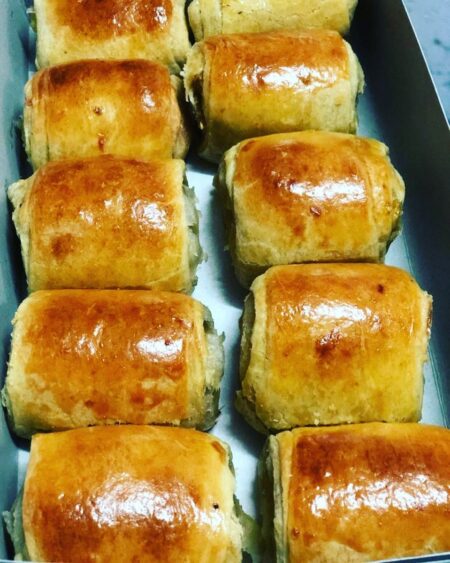 10 Kuliner Legendaris Bandung, Ada yang Umurnya Hampir 100 Tahun!