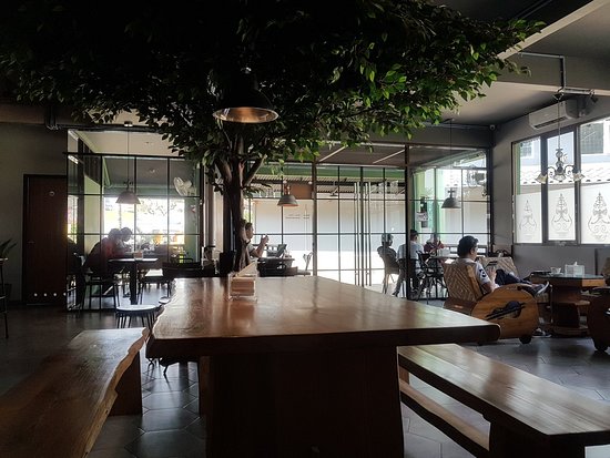 5 Resto dan Kafe di Taman Jajan BSD, Ada yang Ala Jepang!