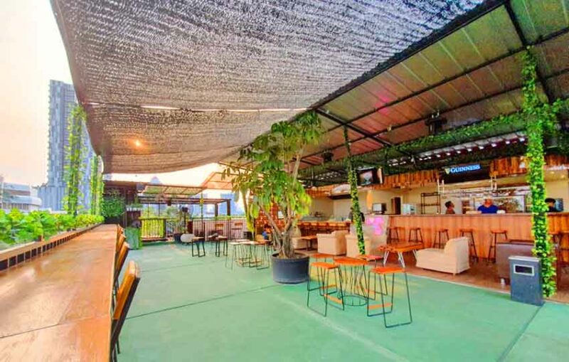 5 Tempat Hangout Baru di Tebet yang Estetiknya Bikin Nyaman! 5 Tempat Hangout Baru di Tebet yang Estetiknya Bikin Nyaman!