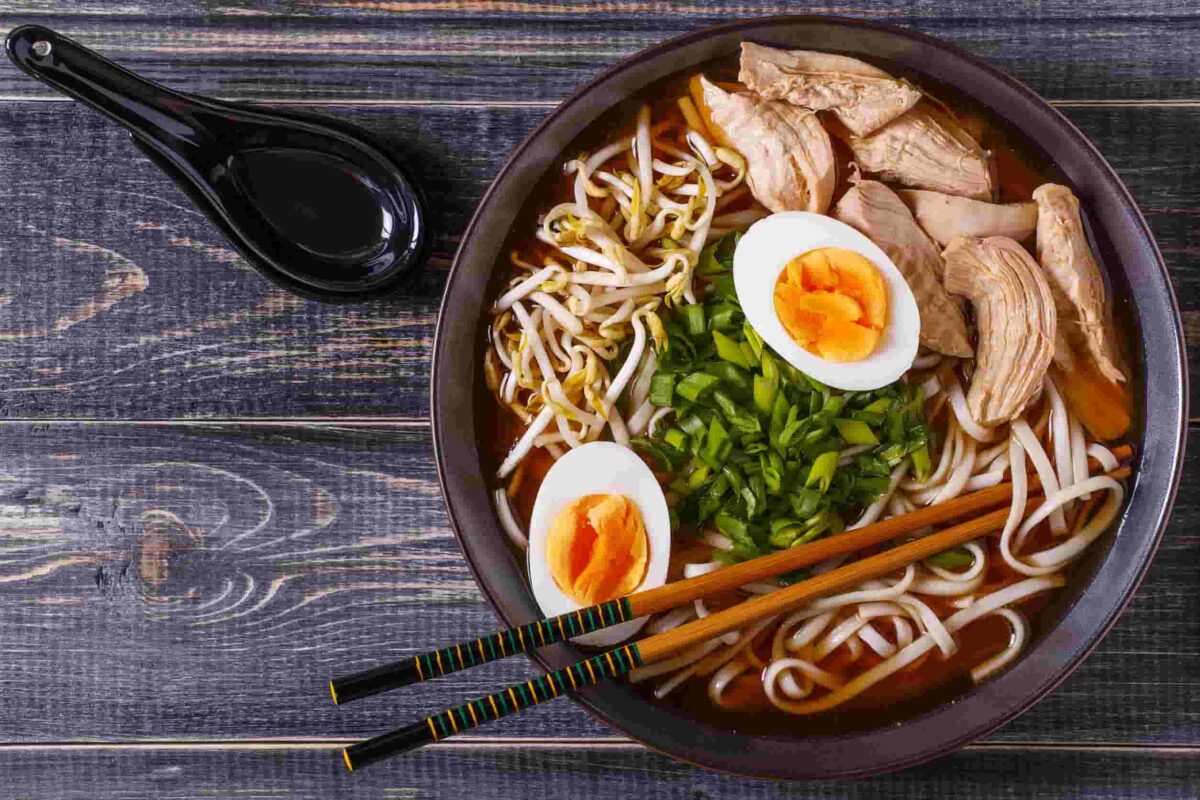 4 Resep Ramen Home Made Ala Restoran yang Mudah