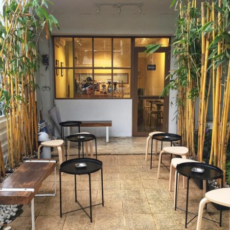 5 Kuliner di Benhil dekat Kost Rukita Eight Residence yang Wajib Coba!