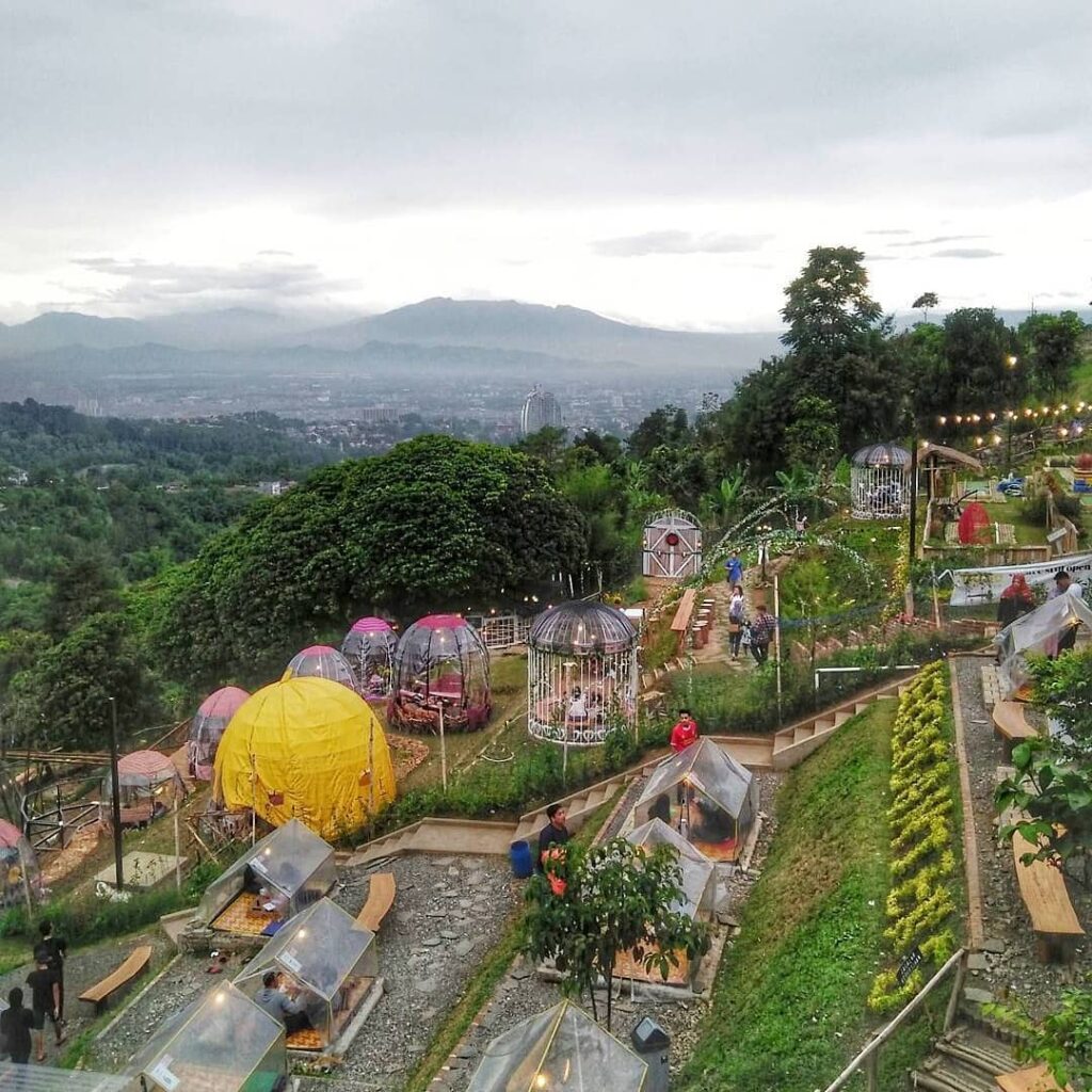 5 Tempat Wisata Dekat Ciumbuleuit Bandung yang Unik dan Hits