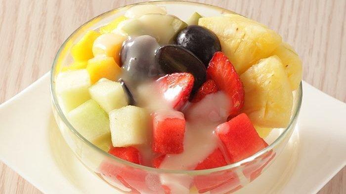 5 Resep Saus untuk Salad Buah Agar Tak Berair, Bikin Makin Enak