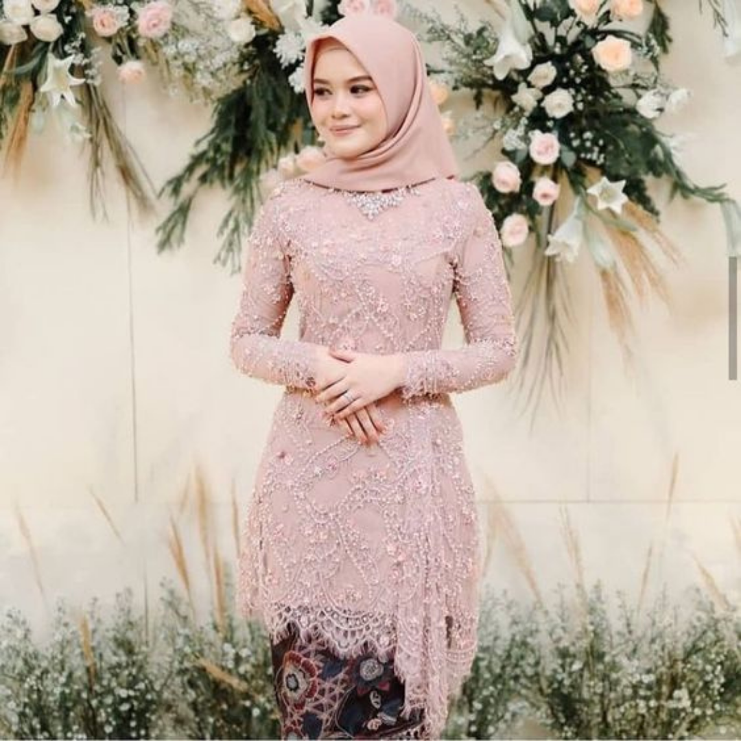 40 Model Kebaya Modern Hijab yang Stylish dan Menawan