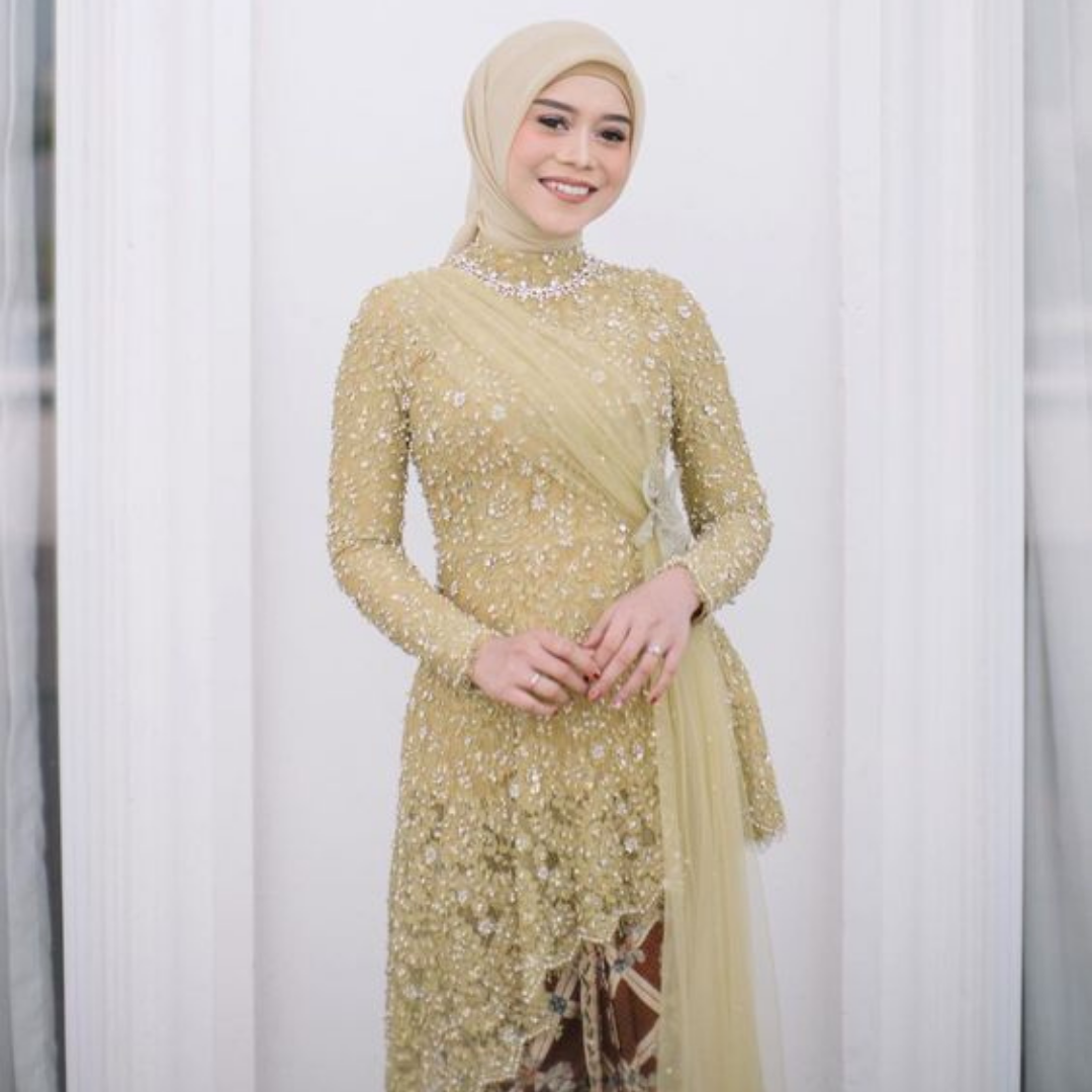 40 Model Kebaya Modern Hijab yang Stylish dan Menawan
