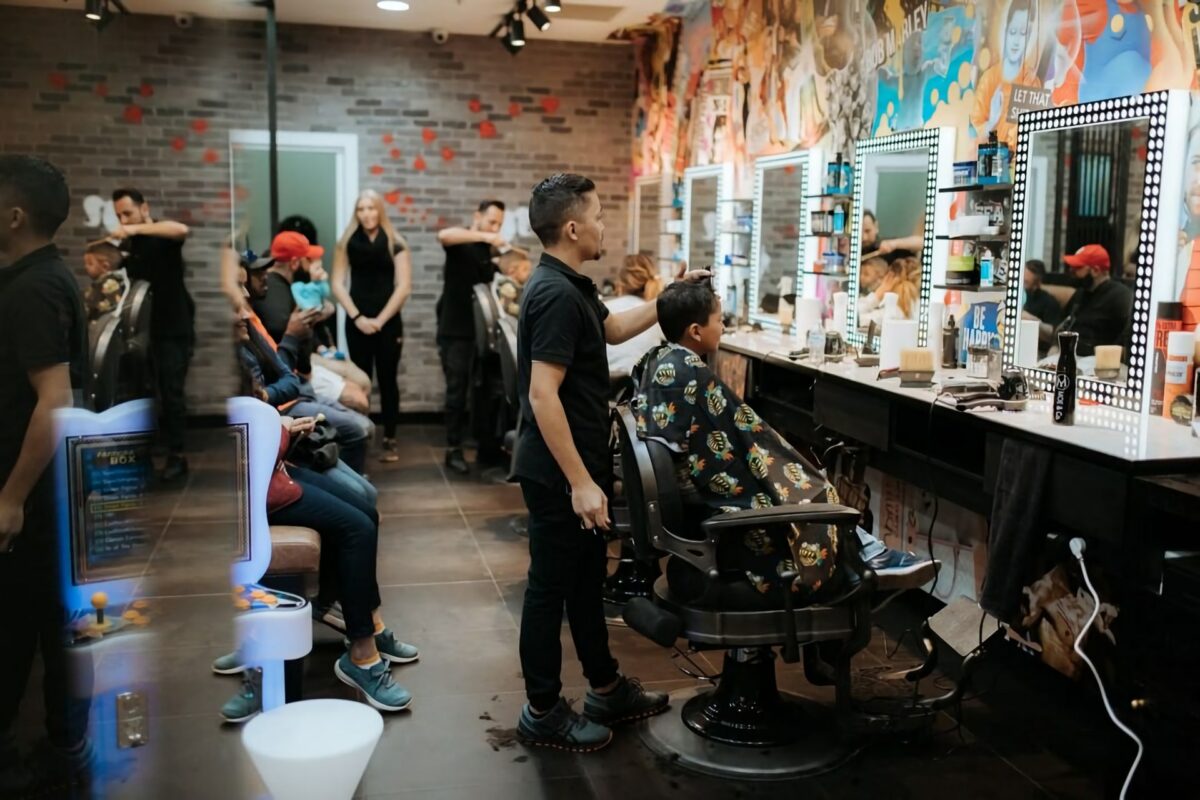 Cek 11 Rekomendasi Barbershop Terdekat Jakarta, Harga Mulai 30 Ribu!