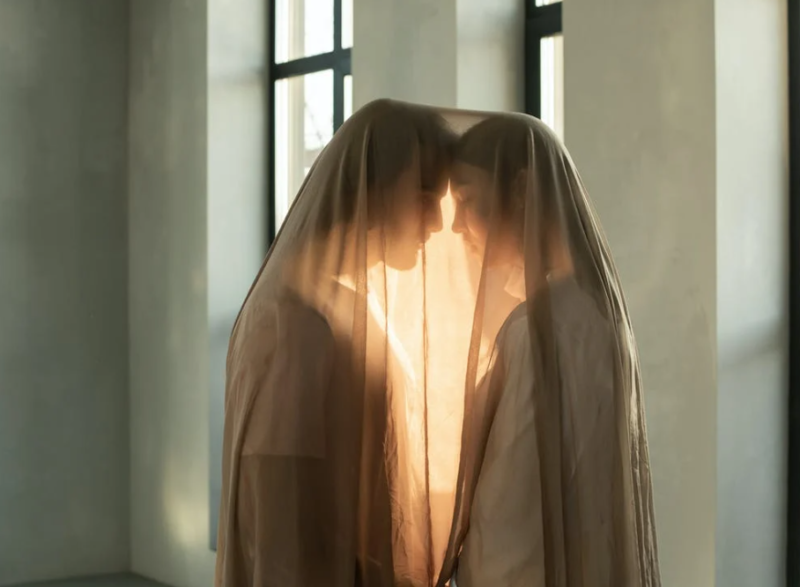 Apa Itu Obsesi? Lihat Ciri-Ciri Pasangan yang Obsesif Berikut