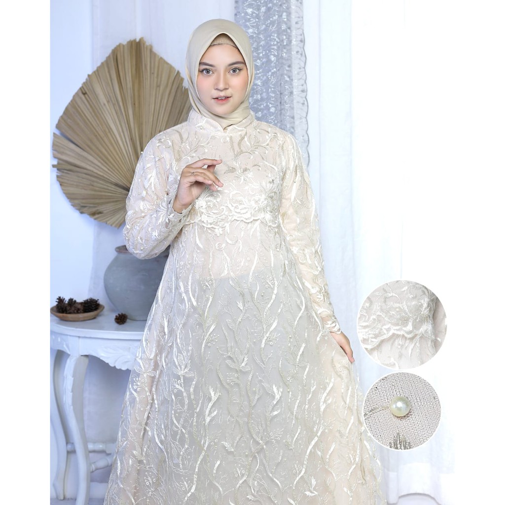 11 Model Gamis Brokat Kombinasi Satin Terbaru, Cocok untuk Lebaran!