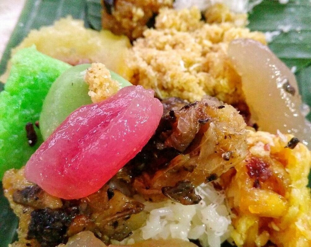 15 Tempat Makan Legendaris Hits di Solo yang Menanti untuk Dikunjungi