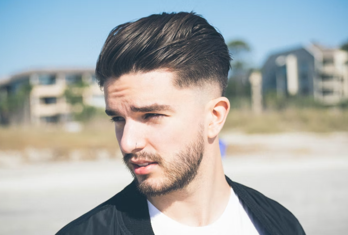 18 Model Rambut Pria 2021 Terpopuler, Dijamin Tambah Bikin Keren!