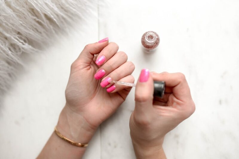 10 Contoh Nail Art Terbaru yang Bisa Dicoba Sendiri, Bikin Kuku Cantik