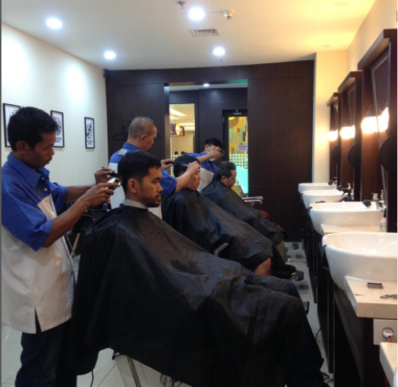 Cek 11 Rekomendasi Barbershop Terdekat Jakarta, Harga Mulai 30 Ribu!