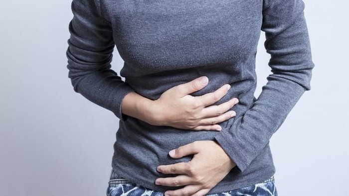 Sering Alami Sakit Perut Bagian Bawah? Ini 10 Penyebabnya - Rukita