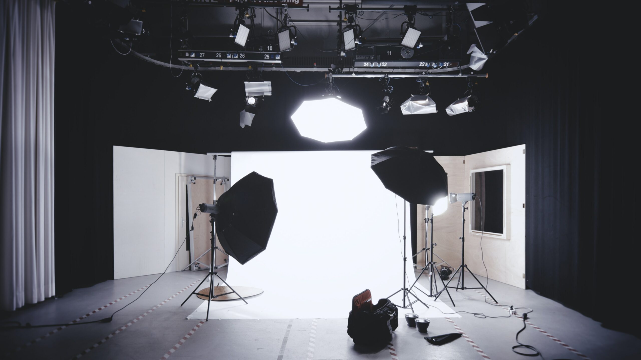 17 Studio Foto Terbaik dan Murah di Bandung, Mulai dari 50 Ribuan ...