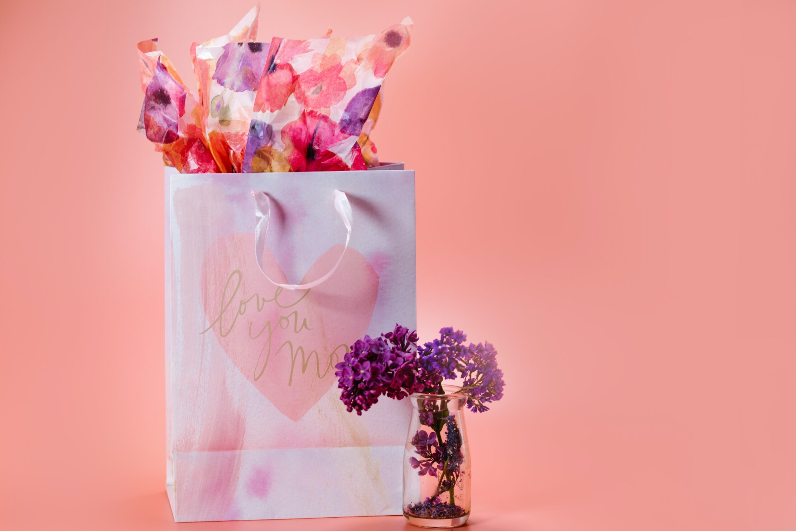 15 Ide Kado untuk Hari Ibu yang Unik, Spesial, dan Bisa Custom!