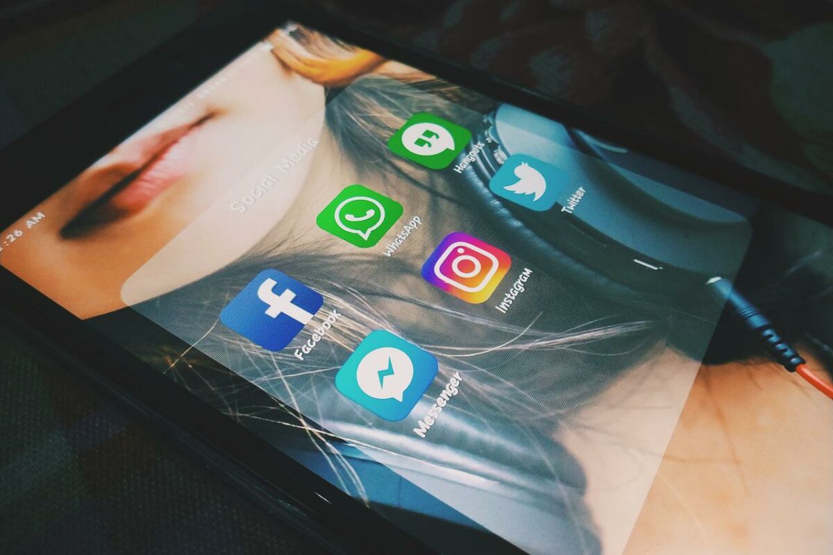 4 Cara Menghapus Semua Pesan di Facebook (FB) Messenger Sekaligus 4 Cara Menghapus Semua Pesan di Facebook (FB) Messenger Sekaligus