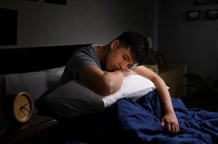 9 Cara Mengatasi Susah Tidur di Malam Hari | Buat Tidurmu Nyenyak!
