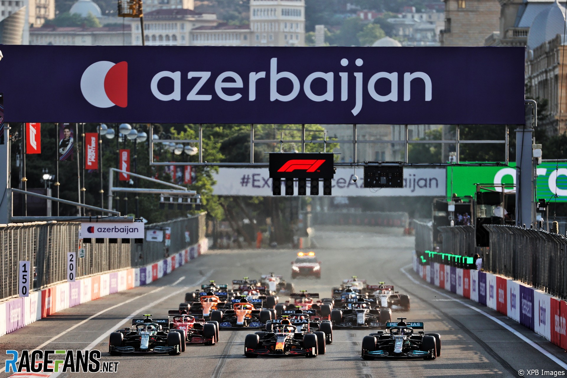 23 Jadwal F1 2022 Terlengkap | Dari Bahrain hingga Abu Dhabi