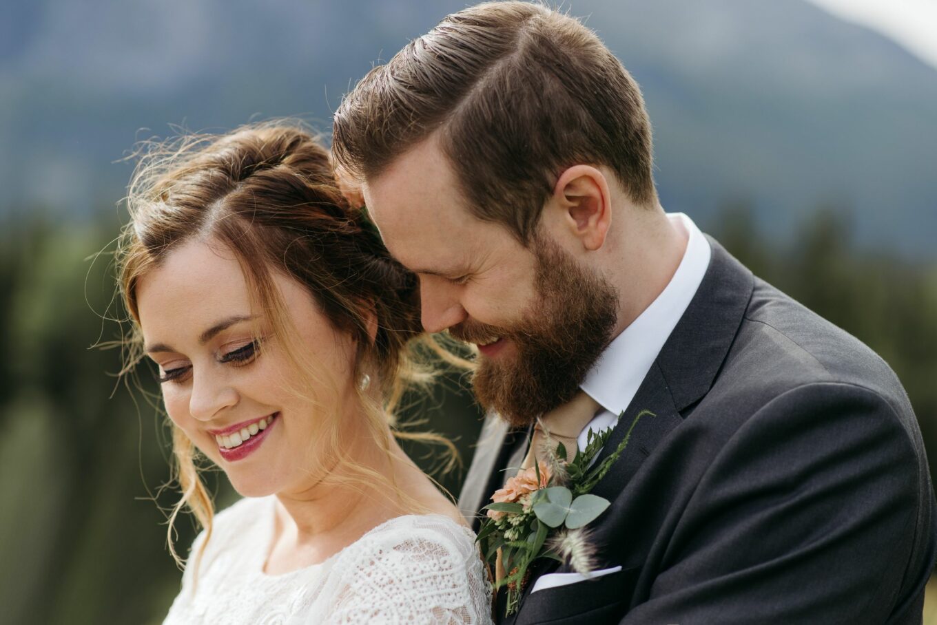 Inilah 10 Alasan Wanita Cantik Memilih Pria Biasa Kamu Salah Satunya