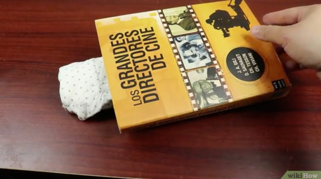 7 Cara agar Baju Rapi Tanpa Setrika, Anak Kost Harus Tahu!