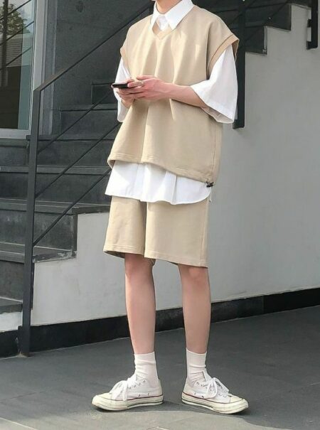 20 Inspirasi Padu Padan Kemeja Putih yang Nggak Membosankan!