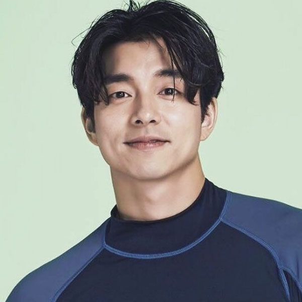 Saatnya Tampil Fresh dengan 10 Model Rambut Pria Curtain Haircut Ini!