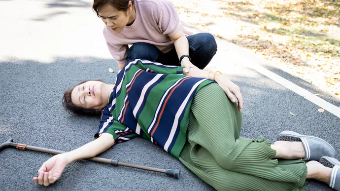 CPR adalah Pertolongan Pertama Henti Jantung, Ini Cara Melakukannya