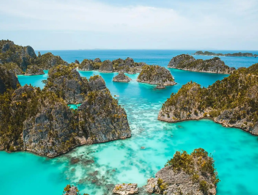 5 Wisata Alam di Papua Barat Daya, Provinsi ke-38 Indonesia yang Indah 5 Wisata Alam di Papua Barat Daya, Provinsi ke-38 Indonesia yang Indah