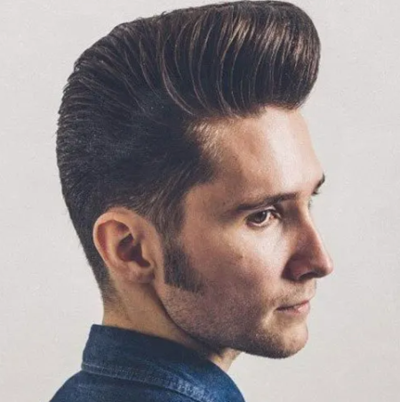 15 Model Rambut Pria Pendek di 2022 | Comma Hair sampai Cepmek!