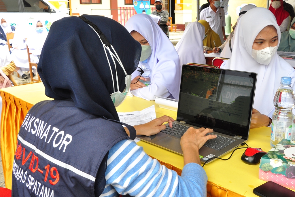 PCare Vaksin, Cari Tahu Manfaat dan Panduan Lengkapnya di Sini!