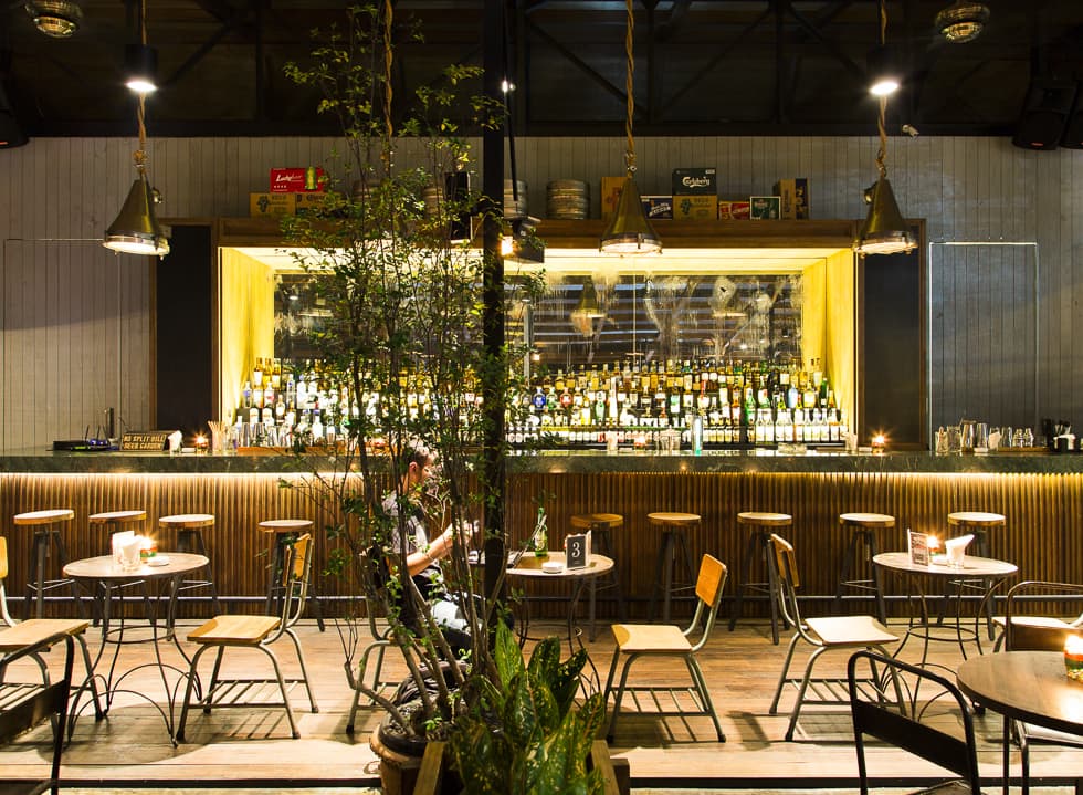 5 Best Bars in Jakarta for a Relaxing Night Out | Must-Visit List